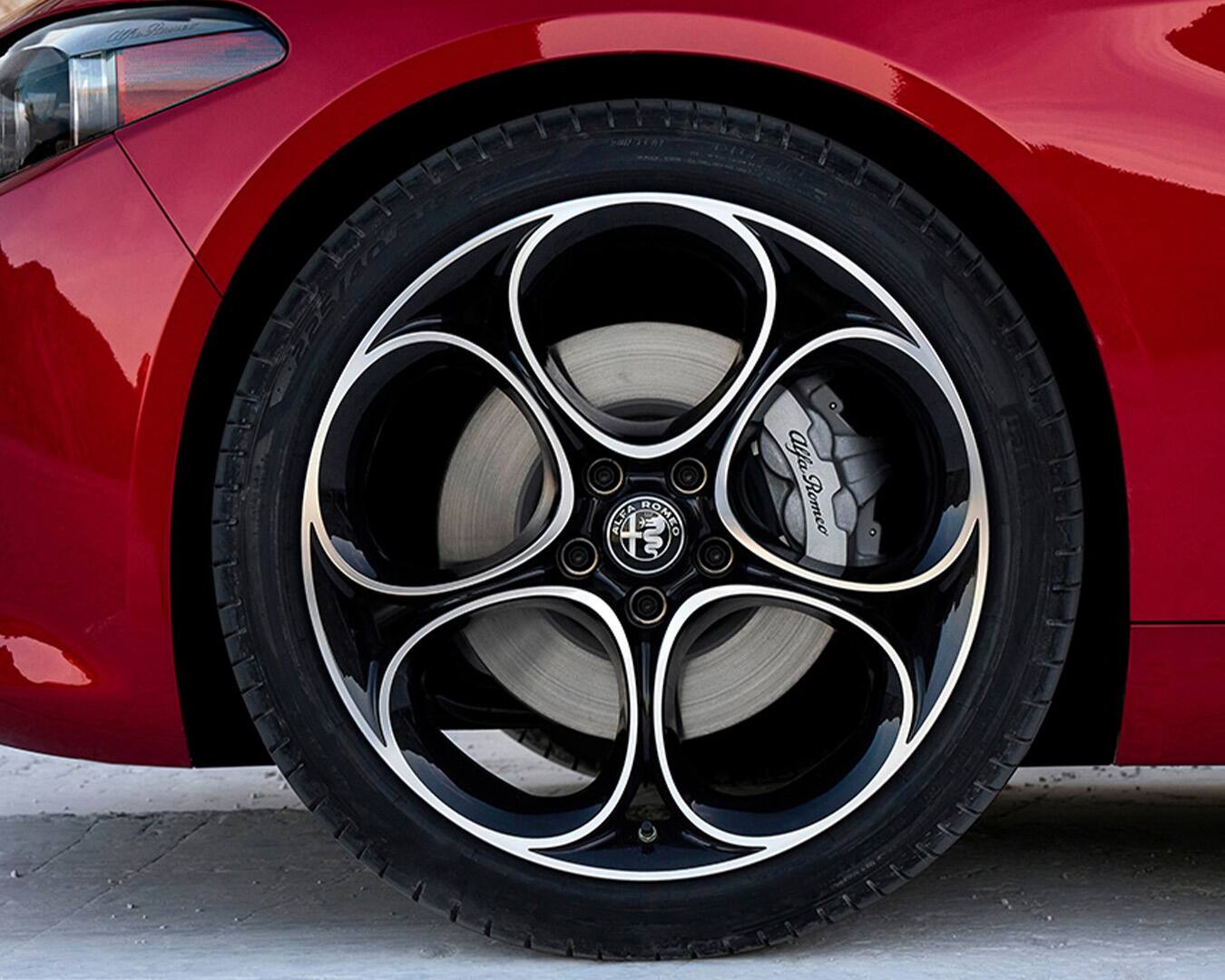 2024 Alfa Romeo Giulia | Luxury Sedan