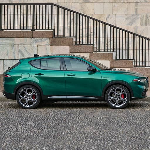 Build and Price Your New Alfa Romeo